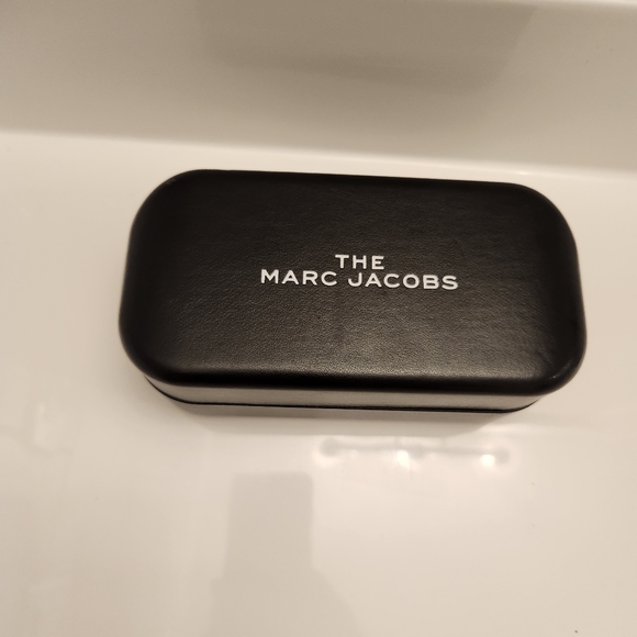 Marc Jacobs | Accessories | Marc Jacobs Sunglasses Case New | Poshmark